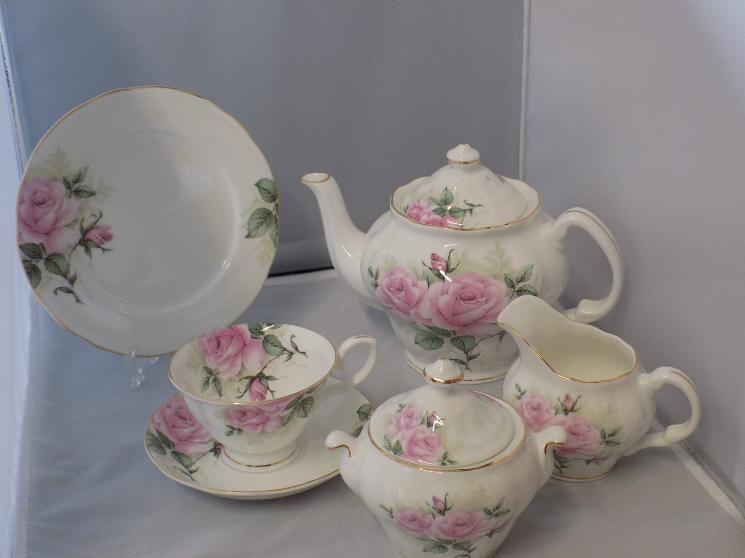 BC Rose Bouquet Teaset - Elegant Lady Tea Pots